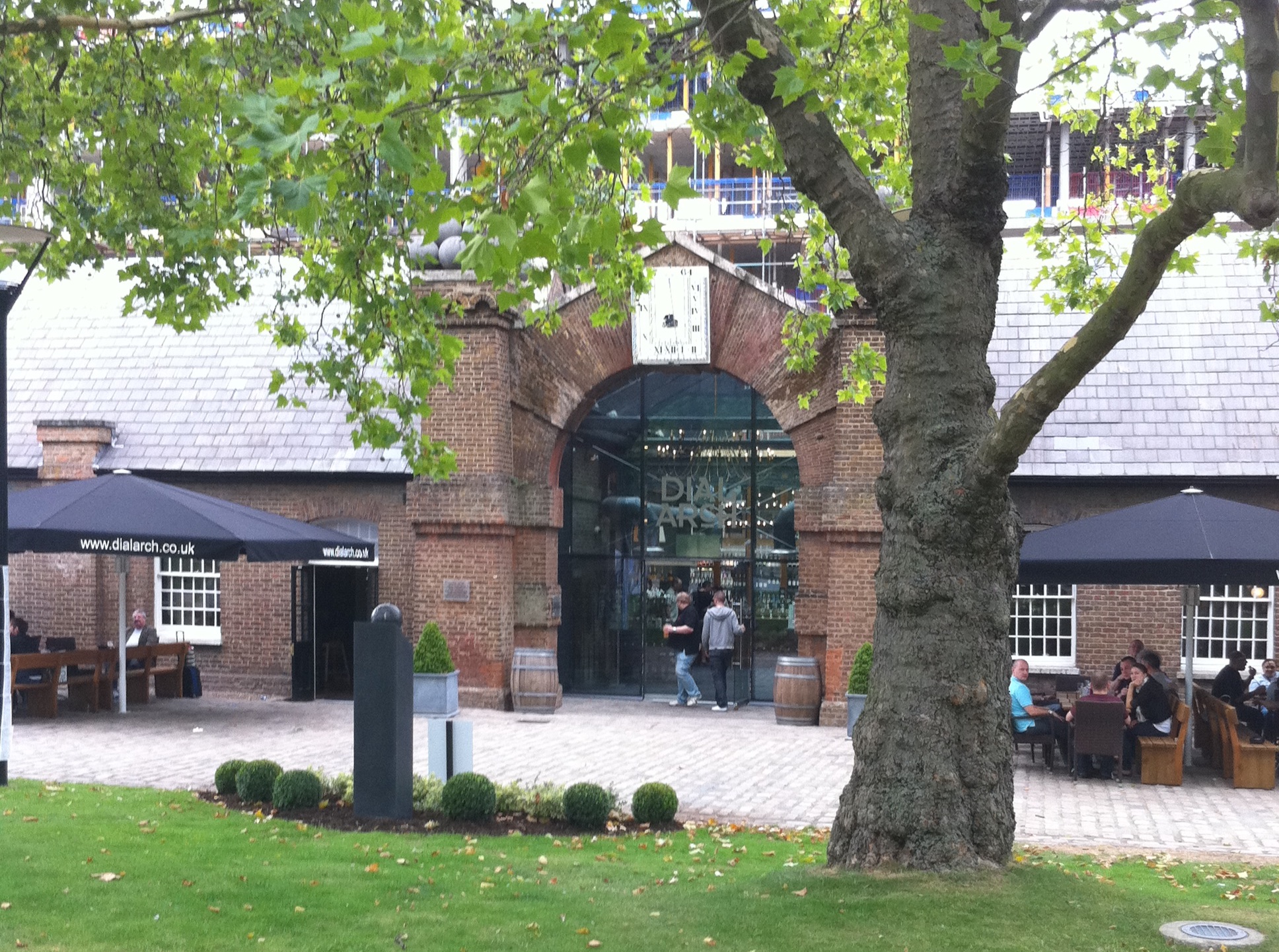 Sunday lunch at the Dial Arch pub revisited - Elitistreview